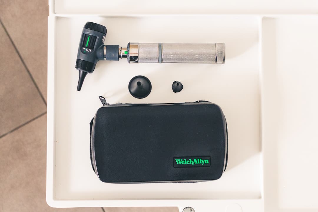 Identifying Congested Ears: Signs & Symptoms Of Ear Congestion